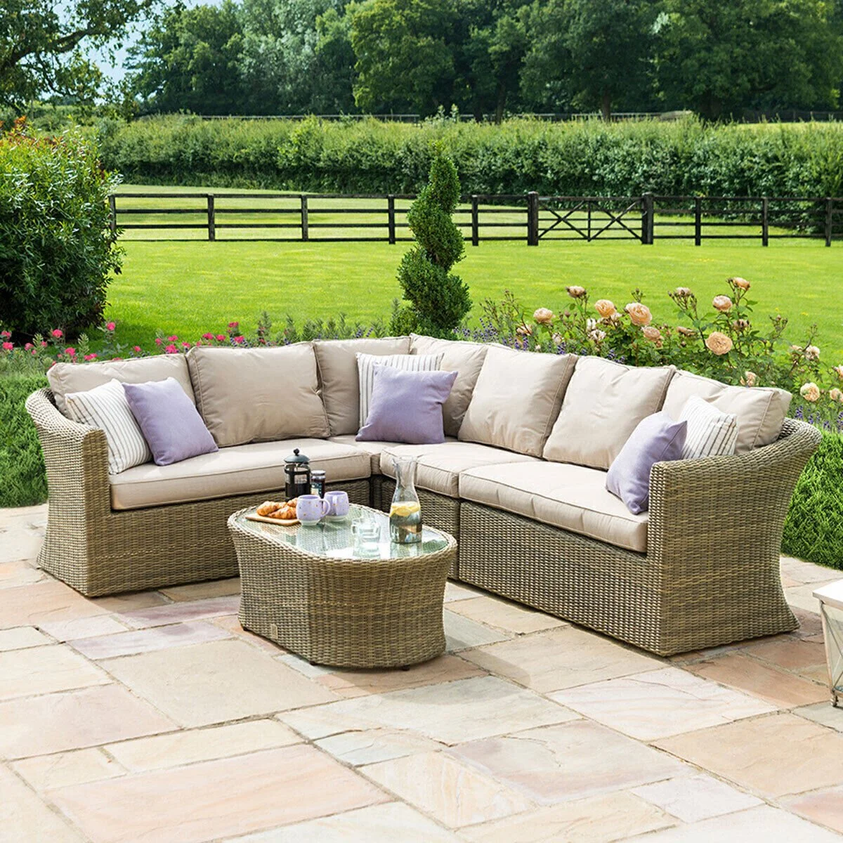 Winchester Large Rattan Corner Sofa Group with Armchair – PurelyGarden